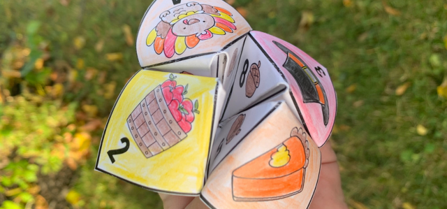 Thanksgiving Cootie Catcher For Kids - This Tiny Blue House